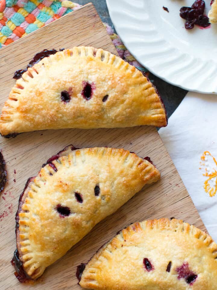 Hand Pies with step-by-step recipe and photos | Baking the Goods